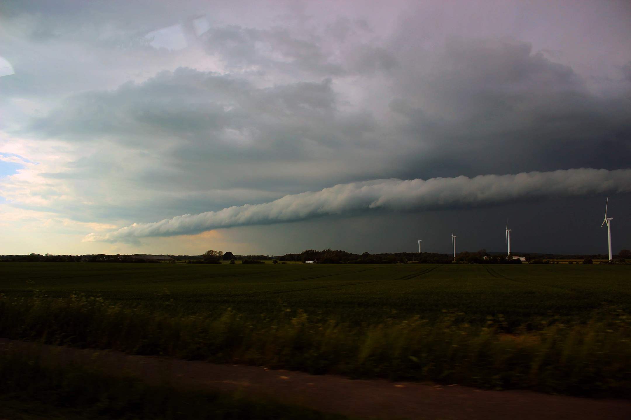 Anatomy of a roll cloud – Thomas Heising